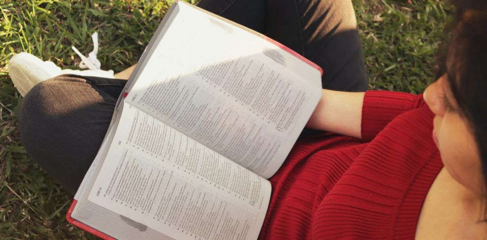 Το βιβλίο της εβδομάδας από την εφαρμογή Read: «CIA: Επιχείρηση ...