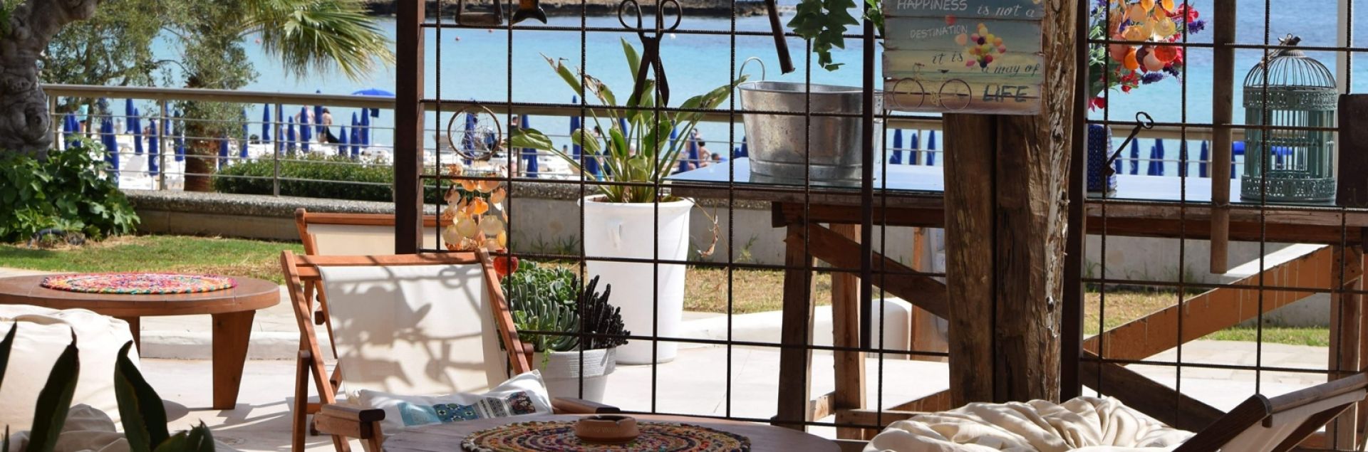 Ξανά για κοκτέιλ με θέα την πιο διάσημη παραλία του Πρωταρά | | wiz ...