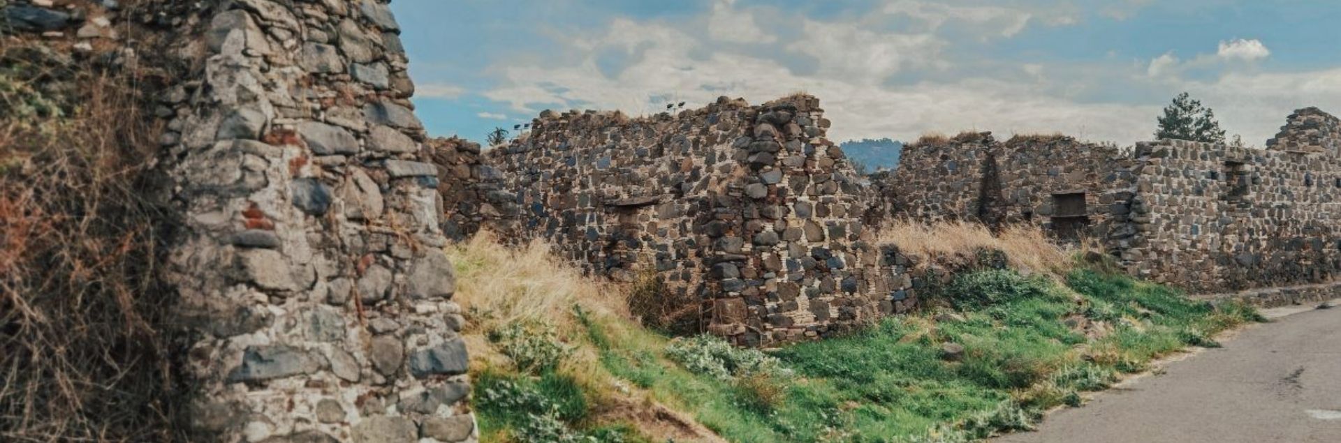 Ένα ερειπωμένο χωριό - μυστήριο στη Λευκωσία | | wiz cyprus guide