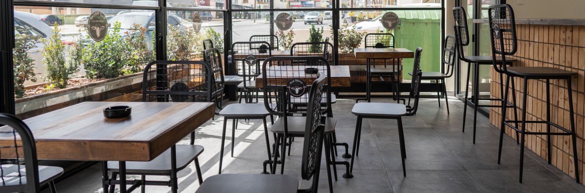 To Red Sheep στη Λακατάμια κερνά καφέ το Σάββατο | | wiz cyprus guide