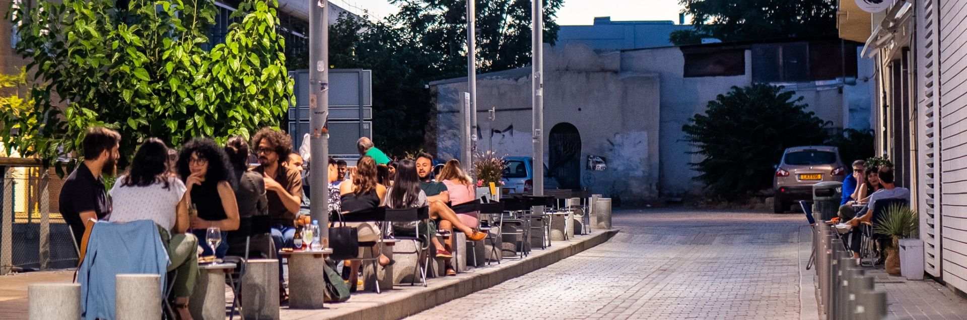 Οι DJs, τα cocktail bars, οι μπύρες και το street food του 3ου Epic ...