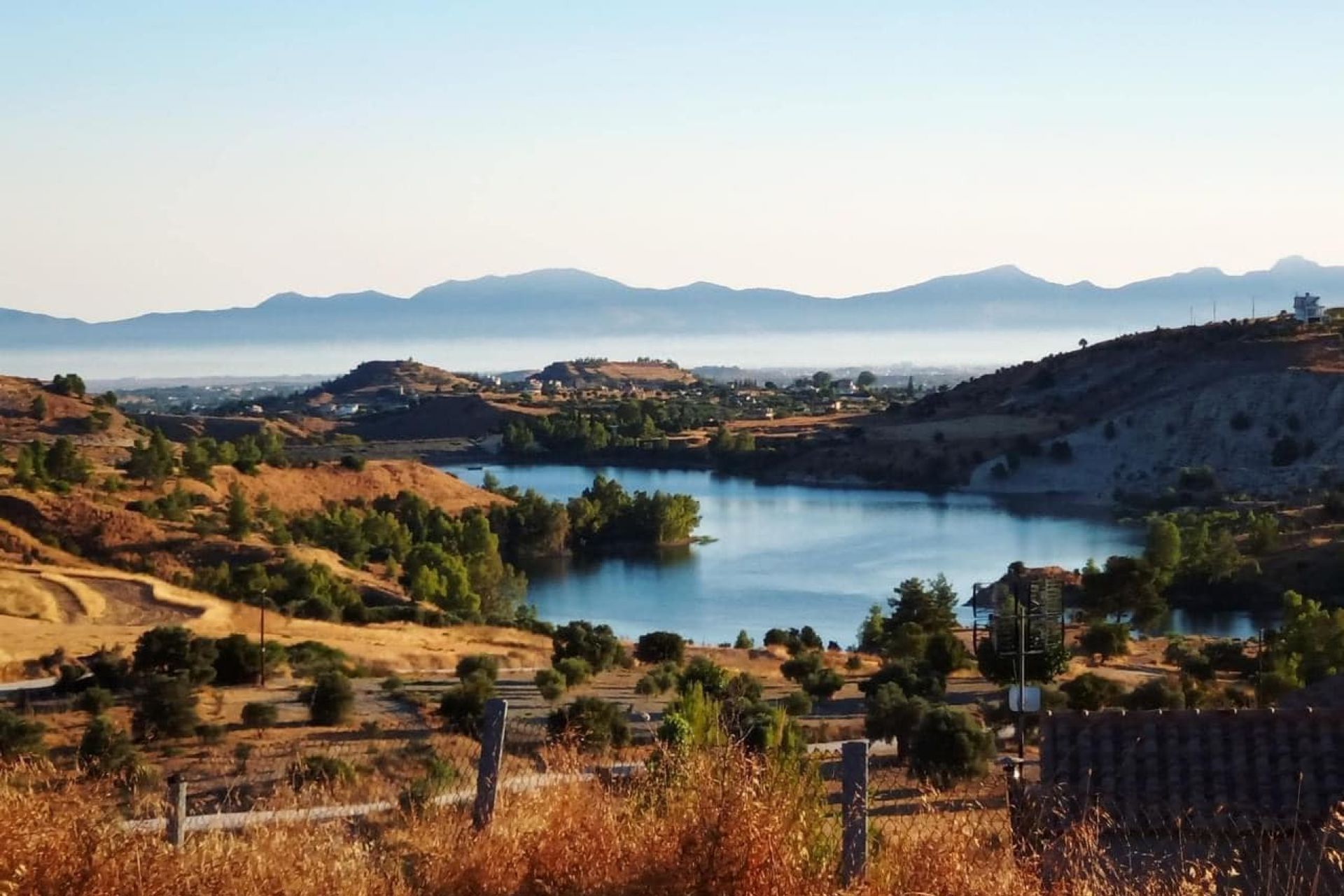 Πεζοπορία στα βουνά του Μαχαιρά και βιολογικό ψητό στον ξυλόφουρνο για ...