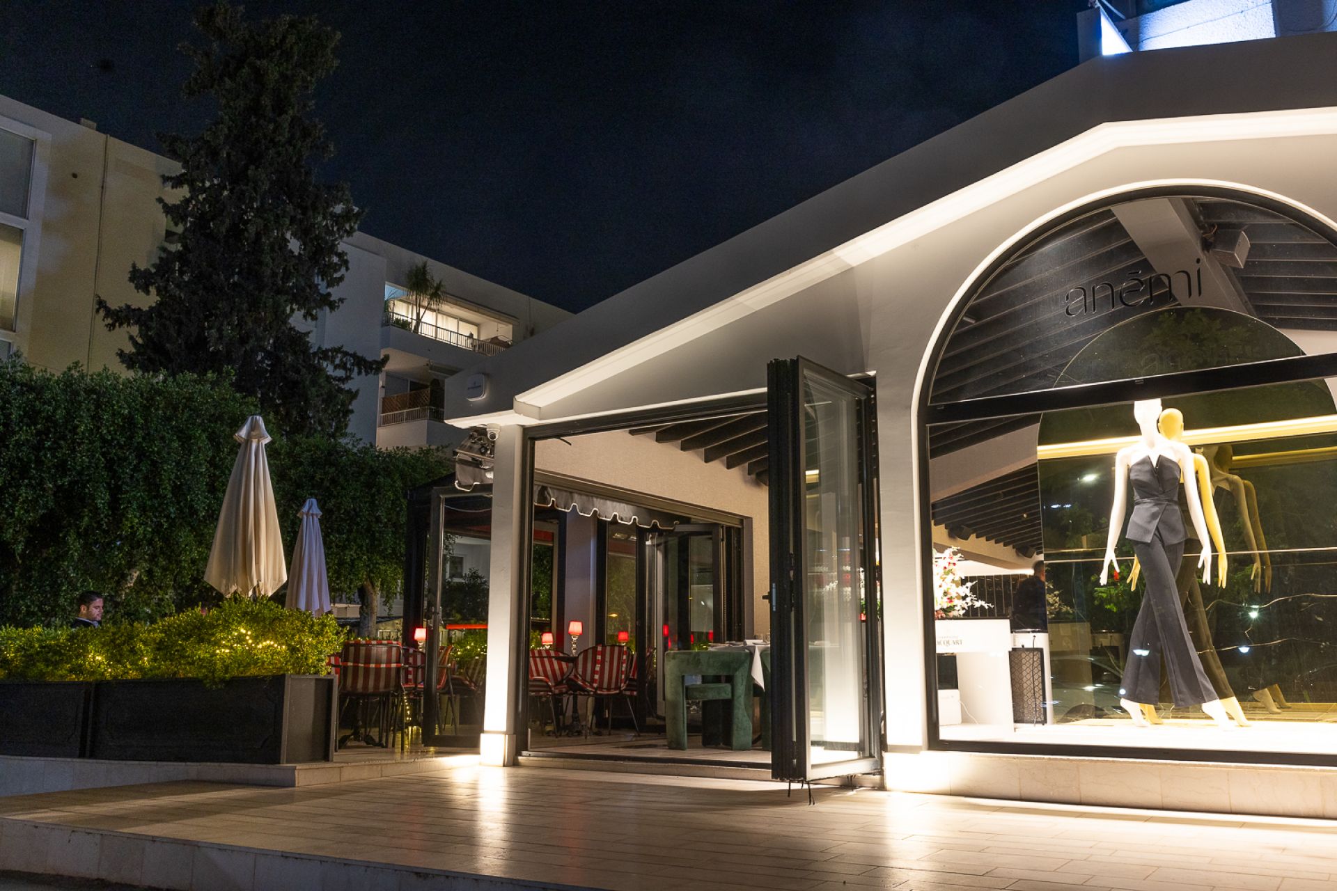 Το Maison Anemi παρουσιάζει ένα συναρπαστικό Gin Menu | | wiz cyprus guide