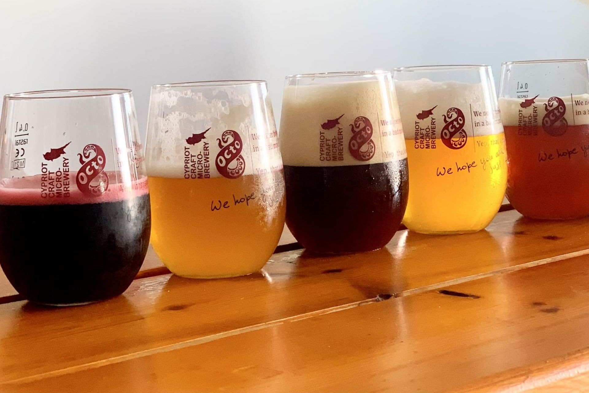 Octo Microbrewery: Εξερευνώντας τον Κόσμο της Μπύρας μέσα από τις ...