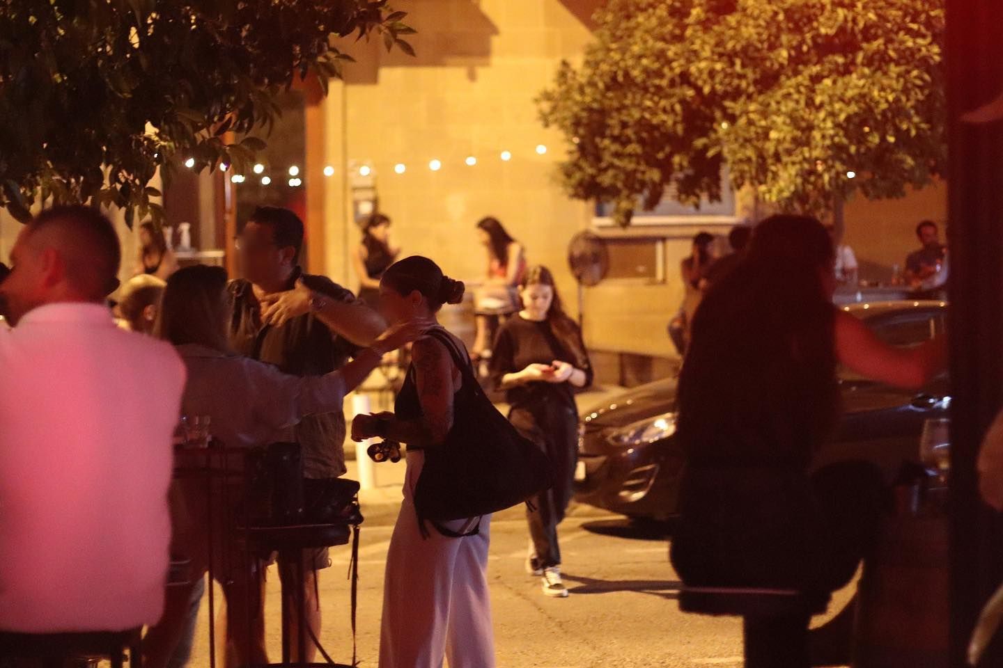 Ποτό στα πεζοδρόμια: Οι πιο ζωντανές βραδιές στη Λευκωσία | Collections ...