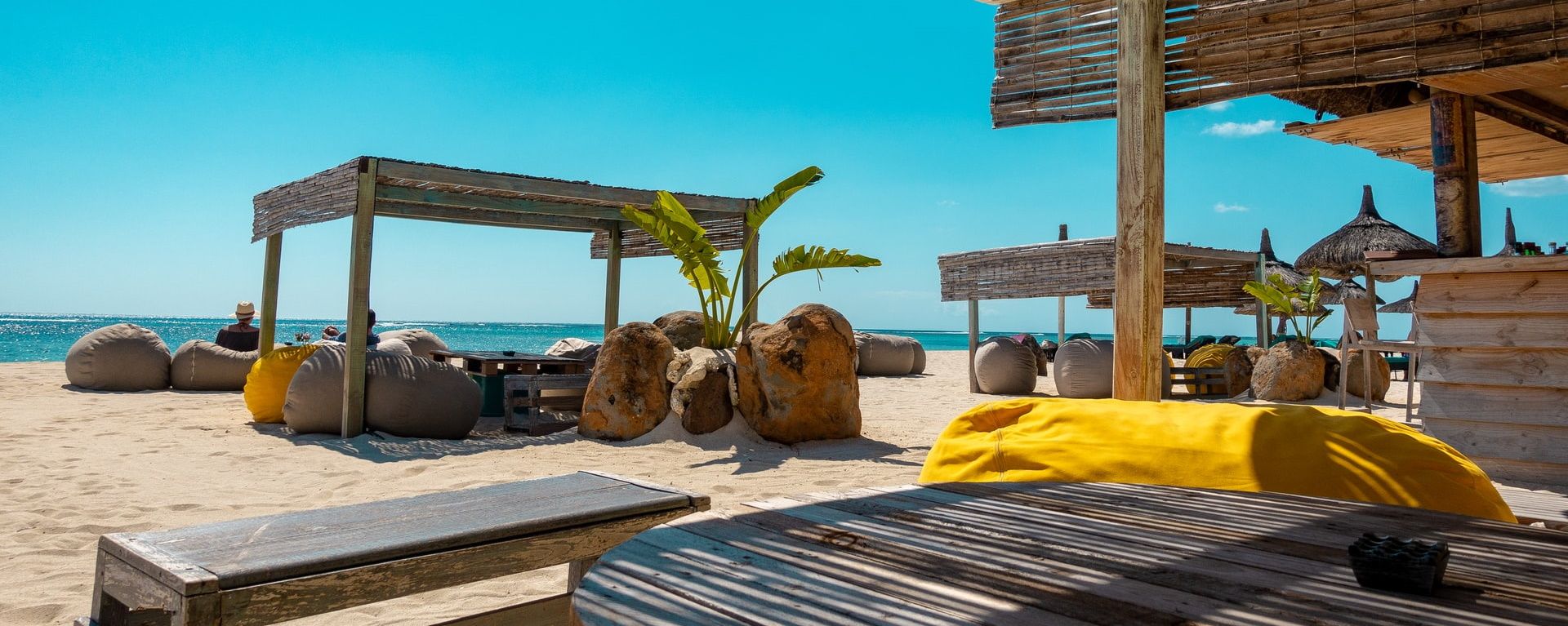 Διασκέδαση σε 7 beach bars στην επαρχία Λάρνακας | Collections | wiz ...