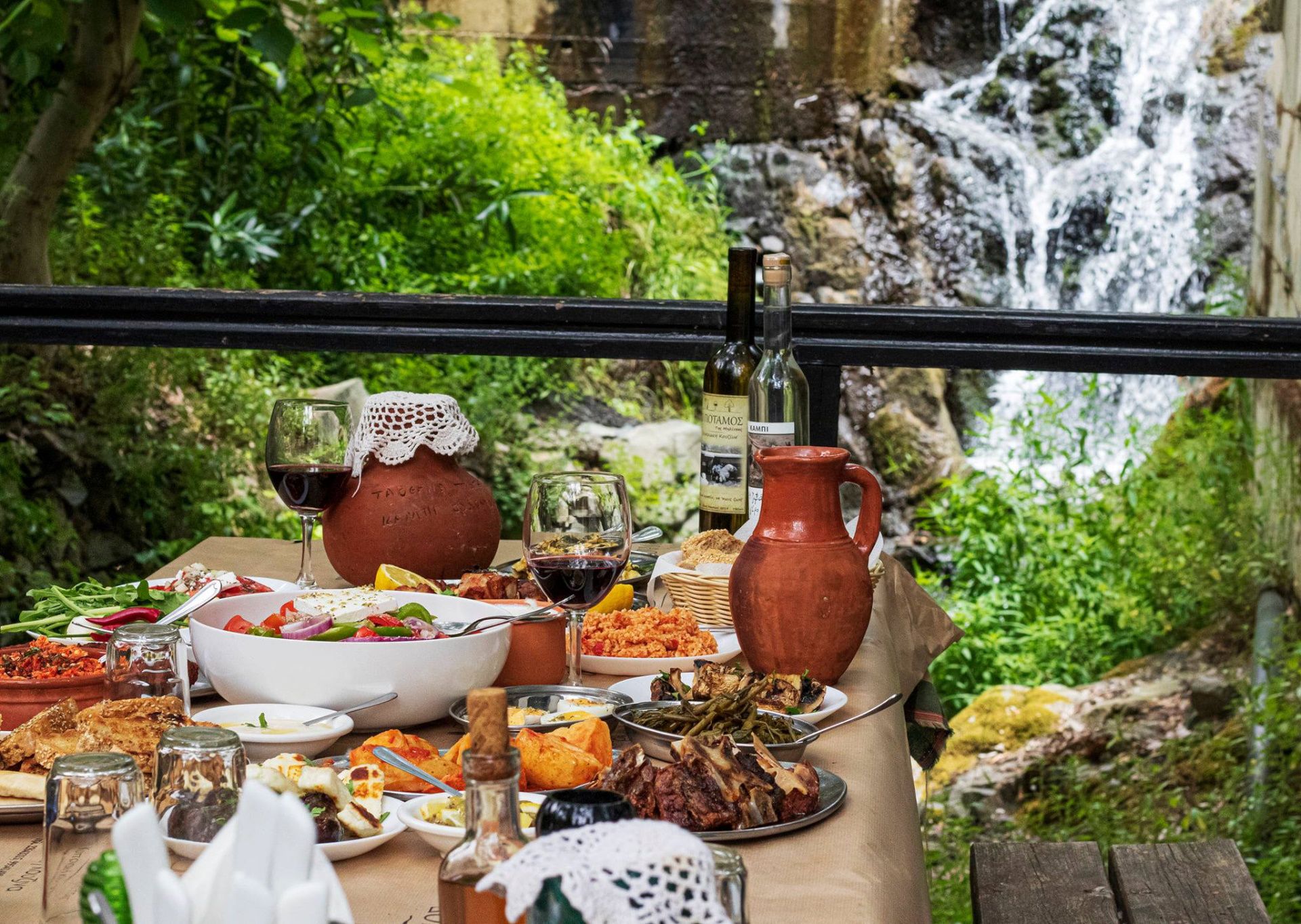 Για φαγητό δίπλα στο ποτάμι | Collections | wiz cyprus guide