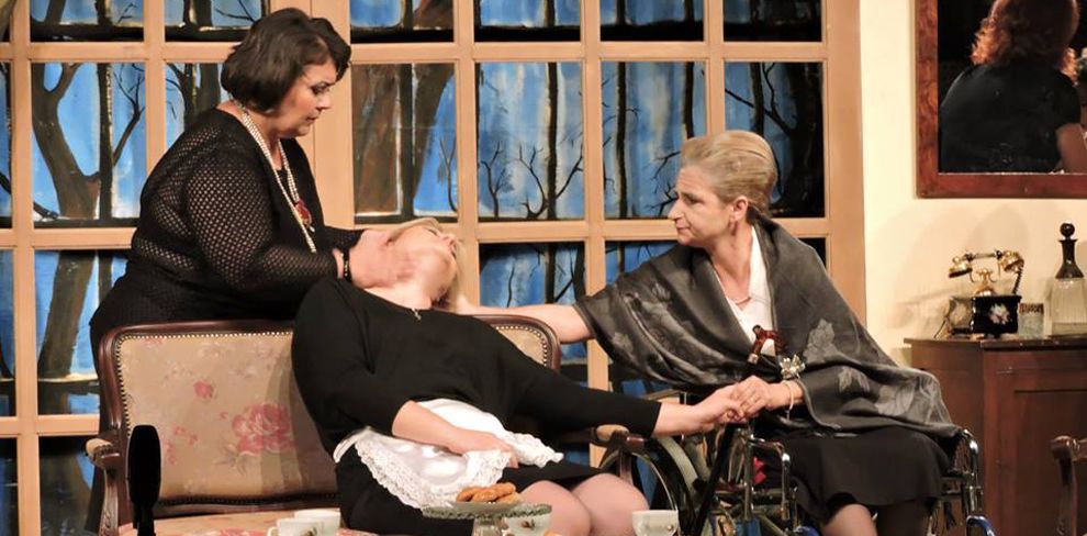 «8 Γυναίκες Κατηγορούνται» από το θέατρο Διόνυσος | Agenda | wiz cyprus ...