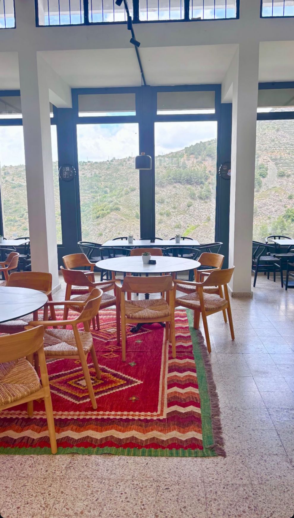 Alonia & Salonia | Restaurants and Bars | wiz cyprus guide